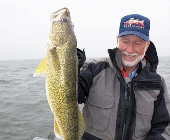 Roach-Hunt, Fish or Both - MidWest Outdoors