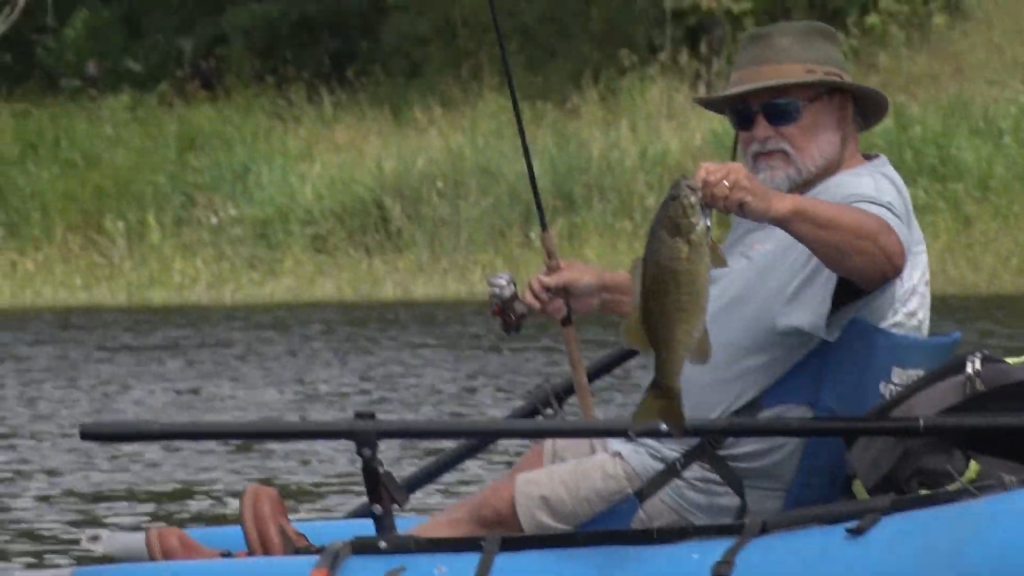 River Floating for Smallmouth Bass - MidWest Outdoors