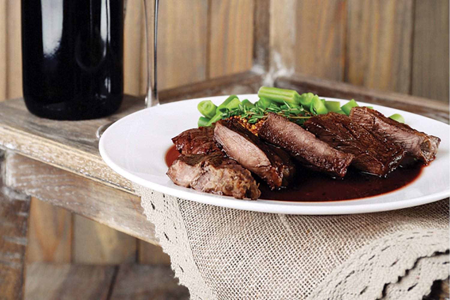 Pan Seared Tenderloin with Zinfandel Sauce - MidWest Outdoors