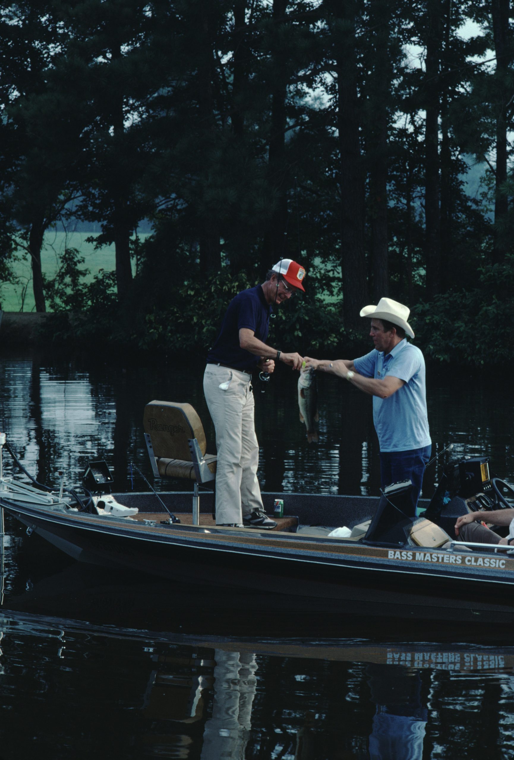 GeorgeBush_RayScott01_BASS_ - MidWest Outdoors