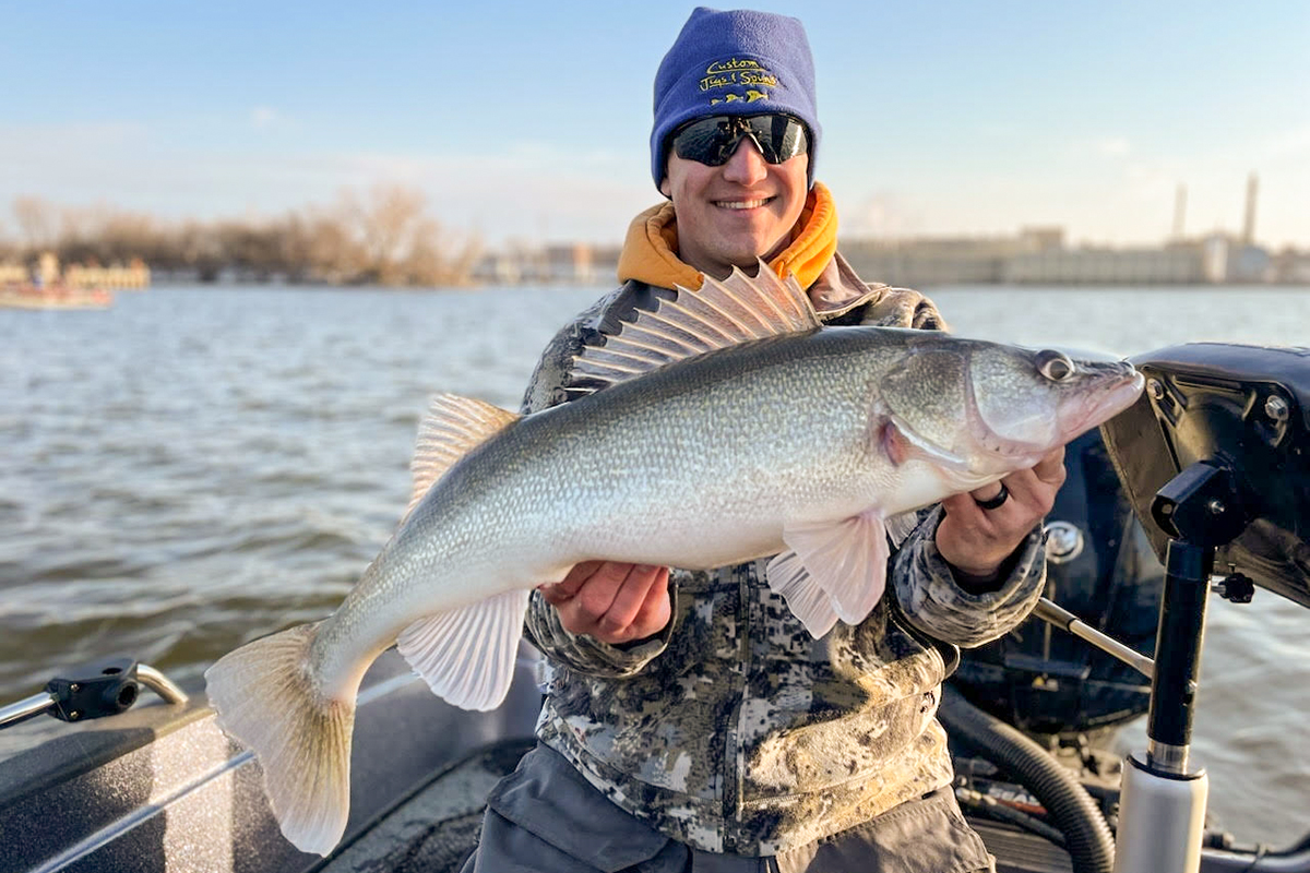 Hot Walleye Action Right Now! - MidWest Outdoors